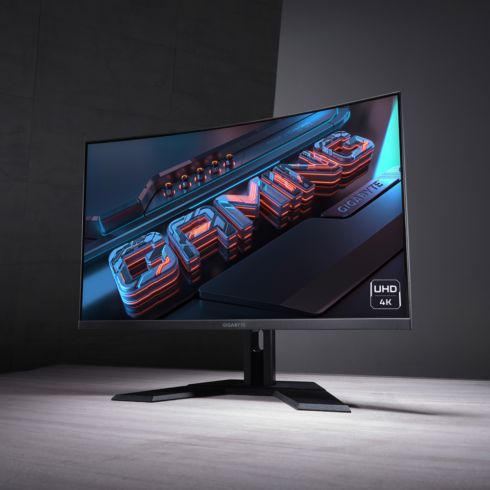 GIGABYTE 32 144Hz 4K Curved Gaming Monitor 1ms FreeSync 41 OFF
