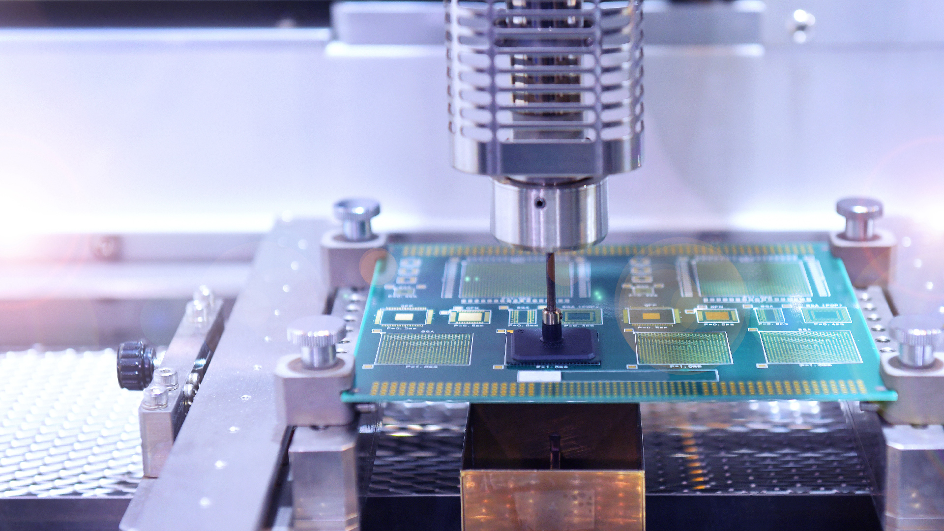 Neo ESD Inspection Powered by Facial Recognition | Solution - GIGABYTE ...