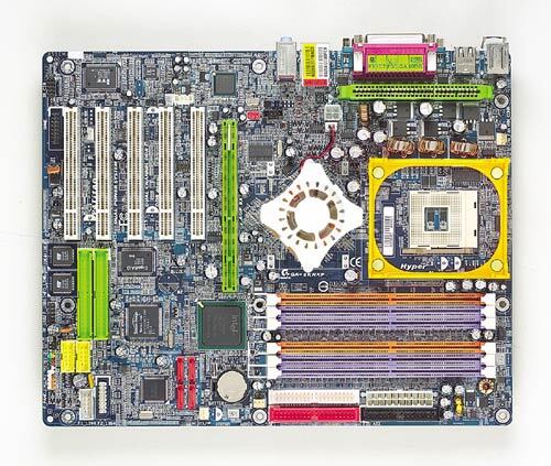 GA-8KNXP｜AORUS - GIGABYTE USA